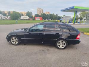 Mercedes-Benz c-220 2004 in Panevezys, with an engine capacity of 2.20 L and mileage of 0 thousand km for 500 €, photo 7 on AUTOMOTO.COM.LV