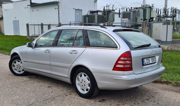 Mercedes-Benz c-220 2004 Utena, ar dzinēja tilpumu 2.10 L un nobraukumu 294 tūkst. km par 1600 €, foto 3 vietnē AUTOMOTO.COM.LV