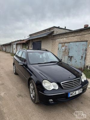 Mercedes-Benz c-220 2005 in Vilnius, with an engine capacity of 2.20 L and mileage of 385 thousand km for 1100 €, photo 3 on AUTOMOTO.COM.LV