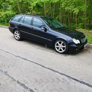 Мерседес Ц 220 2005 в Вильнюс, объемом двигателя 2.20 л и пробегом 386 тыс. км за 1750 €, фото 7 на AUTOMOTO.COM.LV