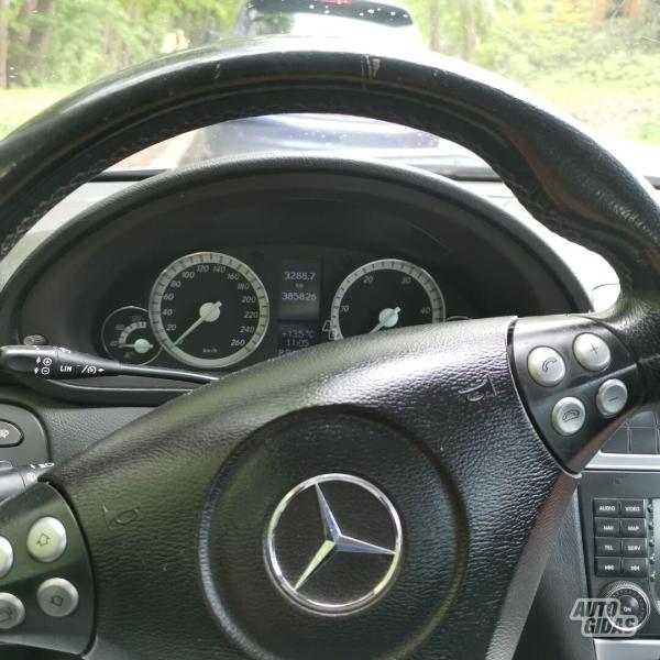 Mercedes-Benz c-220 2005 Viļņa, ar dzinēja tilpumu 2.20 L un nobraukumu 386 tūkst. km par 1750 €, foto 9 vietnē AUTOMOTO.COM.LV