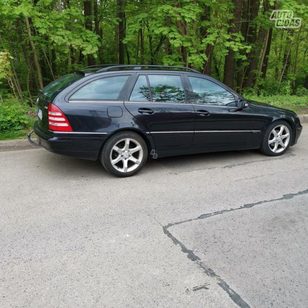 Mercedes-Benz c-220 2005 Viļņa, ar dzinēja tilpumu 2.20 L un nobraukumu 386 tūkst. km par 1700 €, foto 5 vietnē AUTOMOTO.COM.LV