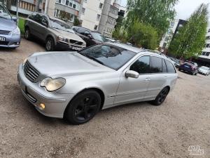 Mercedes-Benz c-220 2005 in Vilnius, with an engine capacity of 2.20 L and mileage of 445 thousand km for 1200 €, photo  on AUTOMOTO.COM.LV