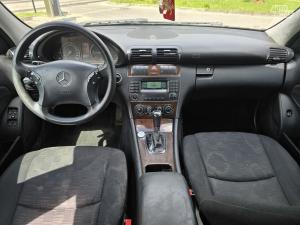 Mercedes-Benz c-220 2005 in Vilnius, with an engine capacity of 2.10 L and mileage of 360 thousand km for 950 €, photo 11 on AUTOMOTO.COM.LV