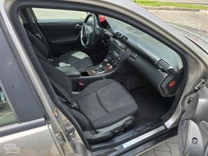 Mercedes-Benz c-220 2005 in Vilnius, with an engine capacity of 2.10 L and mileage of 360 thousand km for 950 €, photo 12 on AUTOMOTO.COM.LV