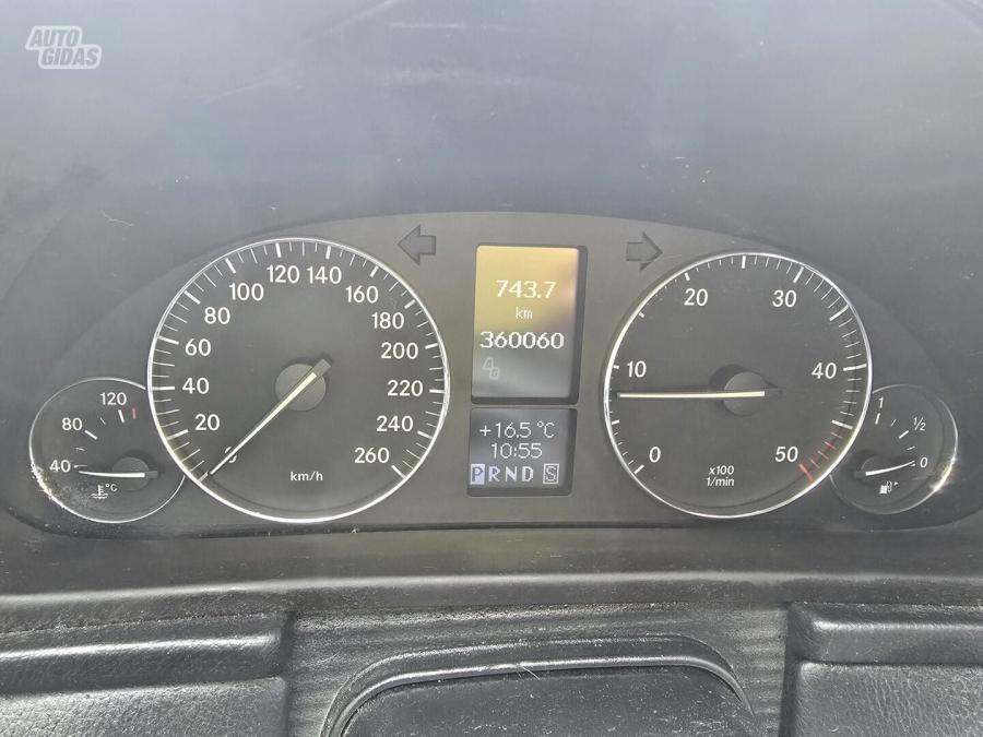 Mercedes-Benz c-220 2005 in Vilnius, with an engine capacity of 2.10 L and mileage of 360 thousand km for 950 €, photo 13 on AUTOMOTO.COM.LV