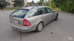 Мерседес Ц 220 2005 в Паневежис, объемом двигателя 2.20 л и пробегом 409 тыс. км за 1000 €, фото 5 на AUTOMOTO.COM.LV