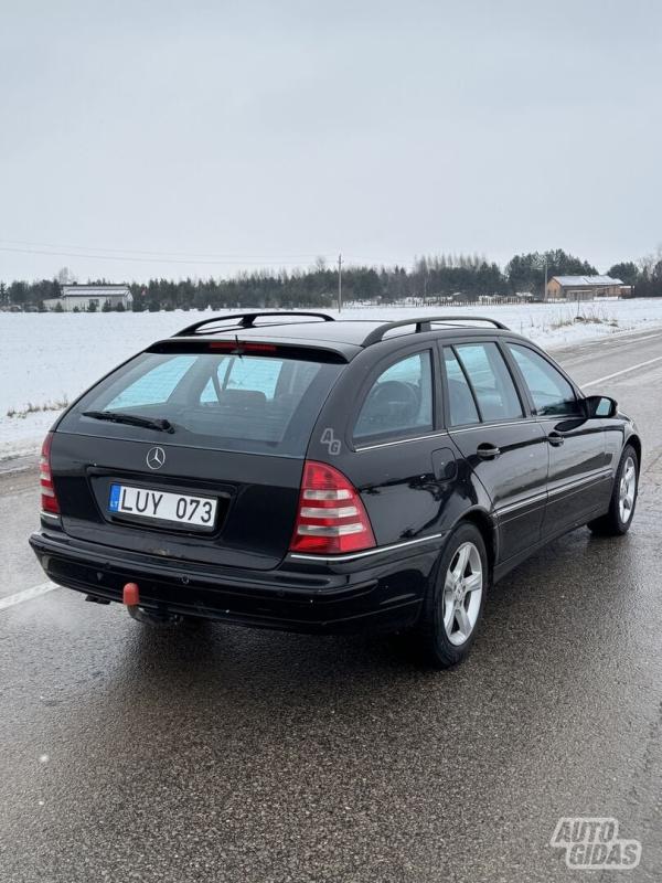 Mercedes-Benz c-220 2006 Šauļi, ar dzinēja tilpumu 2.20 L un nobraukumu 400 tūkst. km par 1850 €, foto 4 vietnē AUTOMOTO.COM.LV