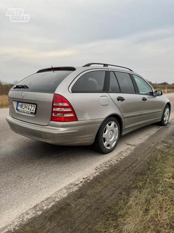Mercedes-Benz c-220 2006 Klaipėda, ar dzinēja tilpumu 2.10 L un nobraukumu 480 tūkst. km par 1550 €, foto 8 vietnē AUTOMOTO.COM.LV