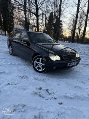 Mercedes-Benz c-220 2006 Viļņa, ar dzinēja tilpumu 2.20 L un nobraukumu 354 tūkst. km par 1999 €, foto  vietnē AUTOMOTO.COM.LV