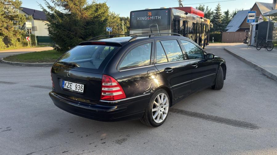 Mercedes-Benz c-220 2006 in Vilnius, with an engine capacity of 2.20 L and mileage of 359 thousand km for 1700 €, photo 5 on AUTOMOTO.COM.LV