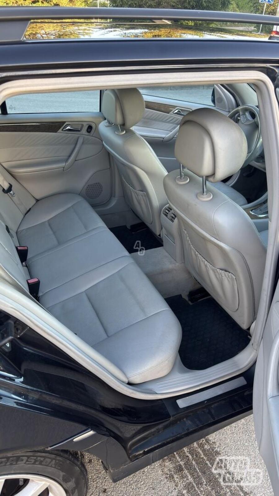 Mercedes-Benz c-220 2006 in Vilnius, with an engine capacity of 2.20 L and mileage of 359 thousand km for 1700 €, photo 7 on AUTOMOTO.COM.LV