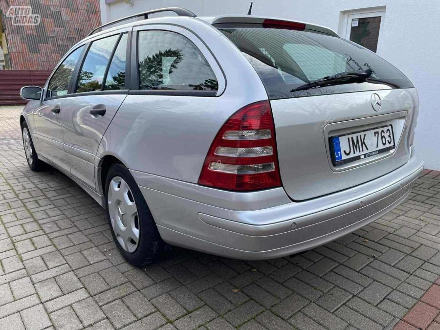 Mercedes-Benz c-220 2007 in Gargzdai, with an engine capacity of 2.20 L and mileage of 302 thousand km for 1850 €, photo 6 on AUTOMOTO.COM.LV