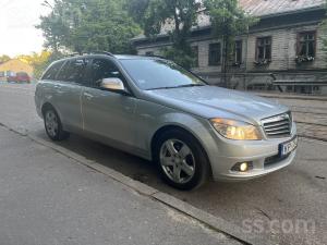 Mercedes-Benz c-220 2008 Rīga, ar dzinēja tilpumu 2.20 L un nobraukumu 386 tūkst. km par 3500 €, foto 3 vietnē AUTOMOTO.COM.LV