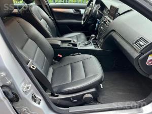 Mercedes-Benz c-220 2008 Rīga, ar dzinēja tilpumu 2.20 L un nobraukumu 382 tūkst. km par 4300 €, foto 4 vietnē AUTOMOTO.COM.LV