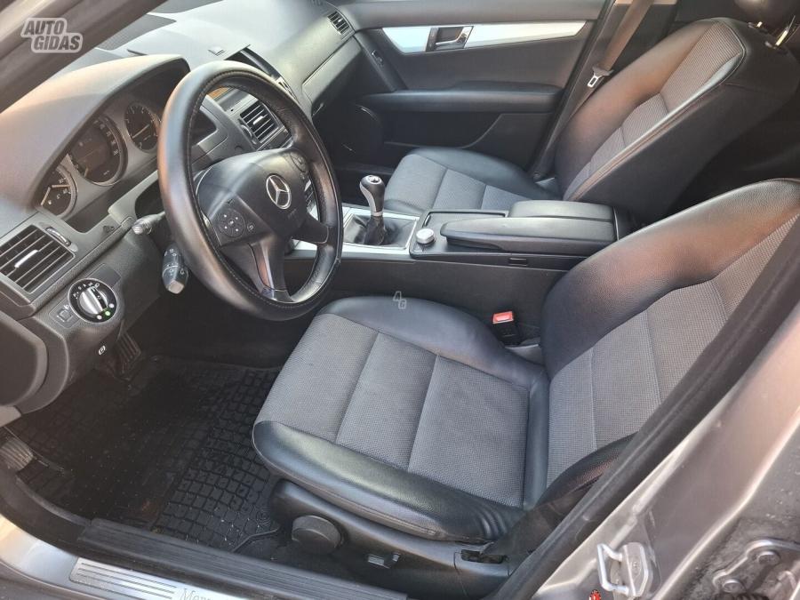 Mercedes-Benz c-220 2008 Šilutė, ar dzinēja tilpumu 2.20 L un nobraukumu 413 tūkst. km par 3200 €, foto 9 vietnē AUTOMOTO.COM.LV