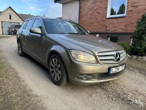 Mercedes-Benz c-220 2008 in Jonava, with an engine capacity of 2.20 L and mileage of 317 thousand km for 1850 €, photo 3 on AUTOMOTO.COM.LV