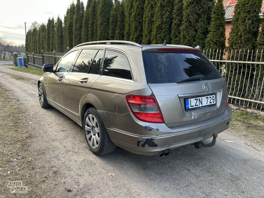 Mercedes-Benz c-220 2008 in Jonava, with an engine capacity of 2.20 L and mileage of 317 thousand km for 1850 €, photo 5 on AUTOMOTO.COM.LV