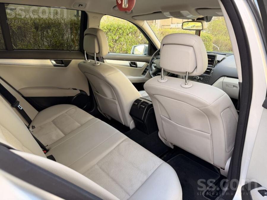 Mercedes-Benz c-220 2008 Liepāja, ar dzinēja tilpumu 2.20 L un nobraukumu 267 tūkst. km par 3800 €, foto 11 vietnē AUTOMOTO.COM.LV