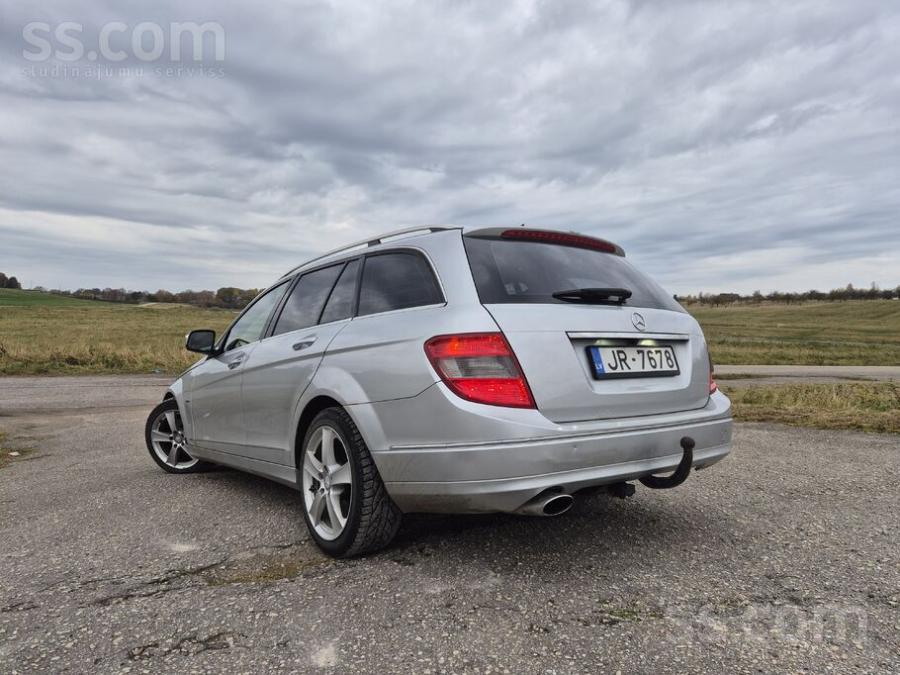 Mercedes-Benz c-220 2008 in Bauska, with an engine capacity of 2.20 L and mileage of 330 thousand km for 2162 €, photo 4 on AUTOMOTO.COM.LV