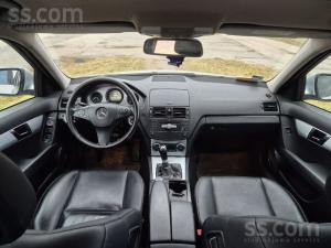 Mercedes-Benz c-220 2008 in Bauska, with an engine capacity of 2.20 L and mileage of 330 thousand km for 2162 €, photo 6 on AUTOMOTO.COM.LV