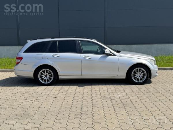 Мерседес Ц 220 2008 в Рига, объемом двигателя 2.20 л и пробегом 311 тыс. км за 2790 €, фото 4 на AUTOMOTO.COM.LV