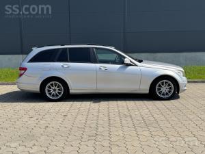 Mercedes-Benz c-220 2008 Rīga, ar dzinēja tilpumu 2.20 L un nobraukumu 311 tūkst. km par 2790 €, foto 5 vietnē AUTOMOTO.COM.LV