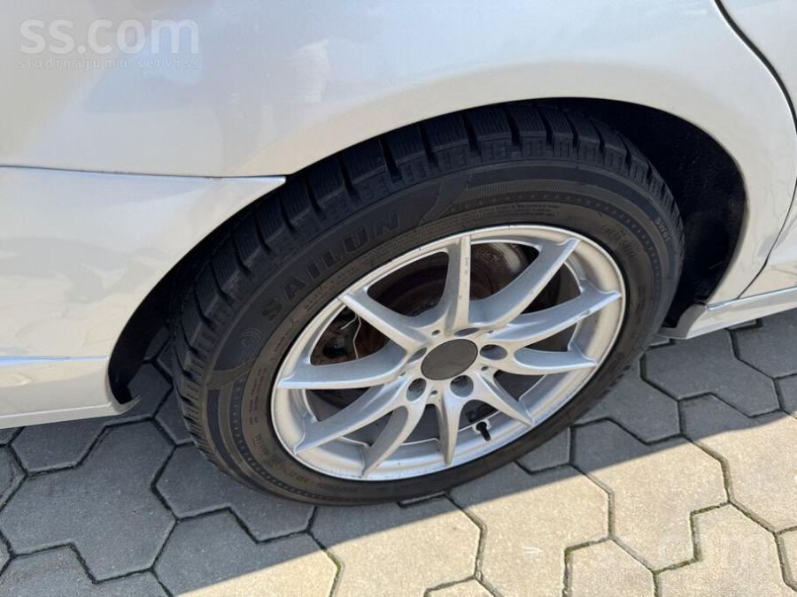 Mercedes-Benz c-220 2008 Rīga, ar dzinēja tilpumu 2.20 L un nobraukumu 311 tūkst. km par 2790 €, foto 17 vietnē AUTOMOTO.COM.LV