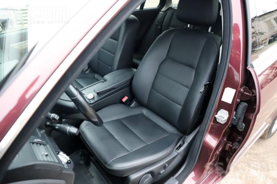 Mercedes-Benz c-220 2008 Tukums, ar dzinēja tilpumu 2.20 L un nobraukumu 363 tūkst. km par 5950 €, foto 10 vietnē AUTOMOTO.COM.LV