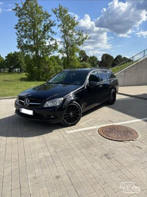 Mercedes-Benz c-220 2009 in Vilnius, with an engine capacity of 2.20 L and mileage of 390 thousand km for 3900 €, photo  on AUTOMOTO.COM.LV