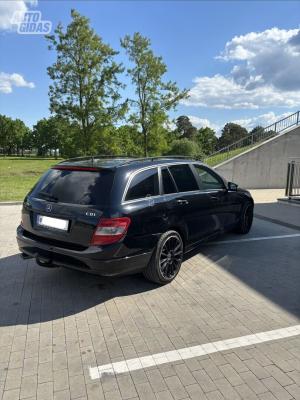 Mercedes-Benz c-220 2009 in Vilnius, with an engine capacity of 2.20 L and mileage of 390 thousand km for 3900 €, photo 9 on AUTOMOTO.COM.LV