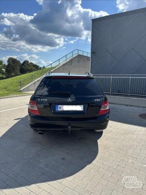 Mercedes-Benz c-220 2009 in Vilnius, with an engine capacity of 2.20 L and mileage of 390 thousand km for 3900 €, photo 10 on AUTOMOTO.COM.LV