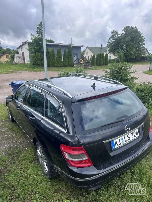 Mercedes-Benz c-220 2009 in Vilnius, with an engine capacity of 2.20 L and mileage of 386 thousand km for 2500 €, photo 8 on AUTOMOTO.COM.LV