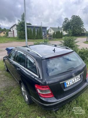 Mercedes-Benz c-220 2009 in Vilnius, with an engine capacity of 2.20 L and mileage of 386 thousand km for 2500 €, photo 9 on AUTOMOTO.COM.LV
