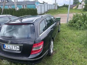 Mercedes-Benz c-220 2009 in Vilnius, with an engine capacity of 2.20 L and mileage of 386 thousand km for 2500 €, photo 10 on AUTOMOTO.COM.LV