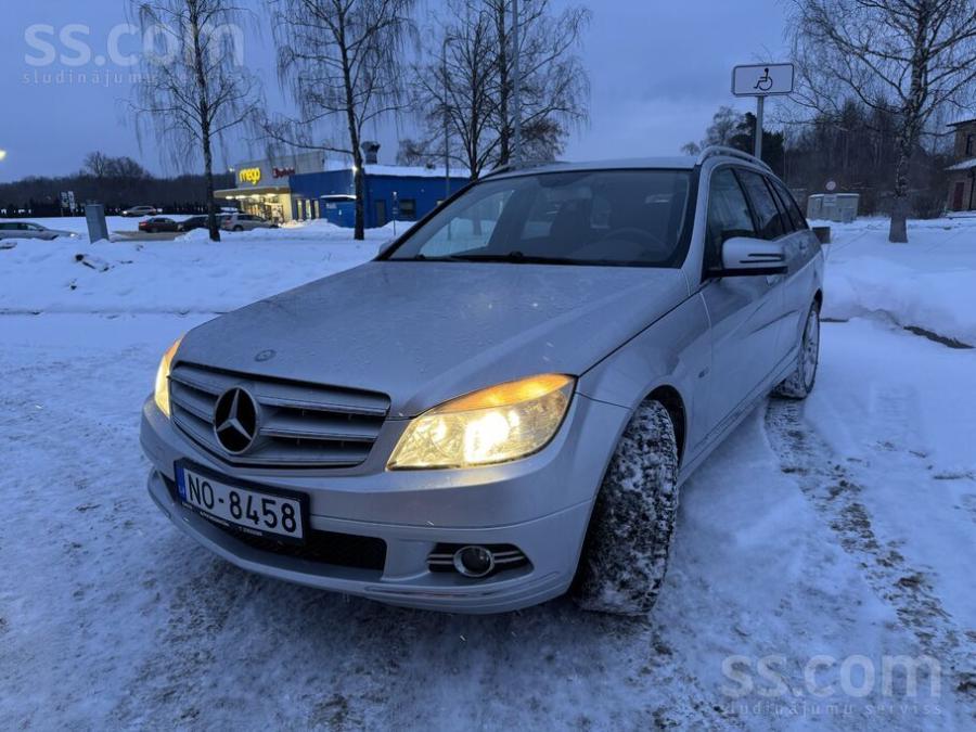 Mercedes-Benz c-220 2009 in Dobele, with an engine capacity of 2.20 L and mileage of 282 thousand km for 3500 €, photo 3 on AUTOMOTO.COM.LV