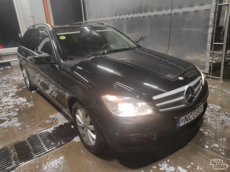 Mercedes-Benz c-220 2010 Šauļi, ar dzinēja tilpumu 2.10 L un nobraukumu 365 tūkst. km par 4150 €, foto 6 vietnē AUTOMOTO.COM.LV