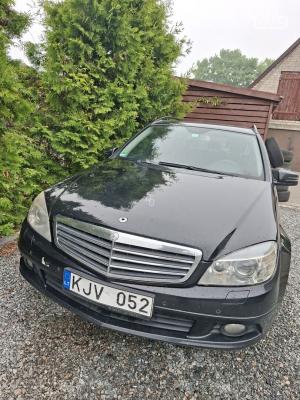 Mercedes-Benz c-220 2010 Marijampole, ar dzinēja tilpumu 2.10 L un nobraukumu 420 tūkst. km par 1600 €, foto 3 vietnē AUTOMOTO.COM.LV