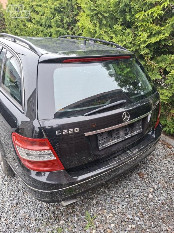 Mercedes-Benz c-220 2010 in Marijampole, with an engine capacity of 2.10 L and mileage of 420 thousand km for 1600 €, photo 4 on AUTOMOTO.COM.LV