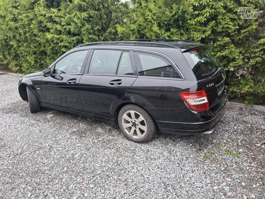 Mercedes-Benz c-220 2010 Marijampole, ar dzinēja tilpumu 2.10 L un nobraukumu 420 tūkst. km par 1600 €, foto 6 vietnē AUTOMOTO.COM.LV