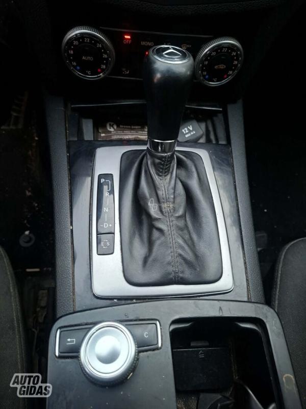 Mercedes-Benz c-220 2010 in Marijampole, with an engine capacity of 2.10 L and mileage of 420 thousand km for 1600 €, photo 7 on AUTOMOTO.COM.LV