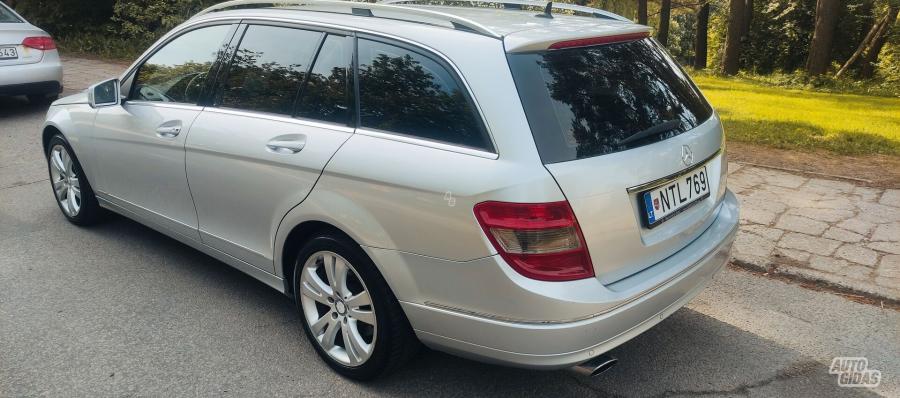 Mercedes-Benz c-220 2010 in Vilnius, with an engine capacity of 2.20 L and mileage of 342 thousand km for 3600 €, photo 4 on AUTOMOTO.COM.LV