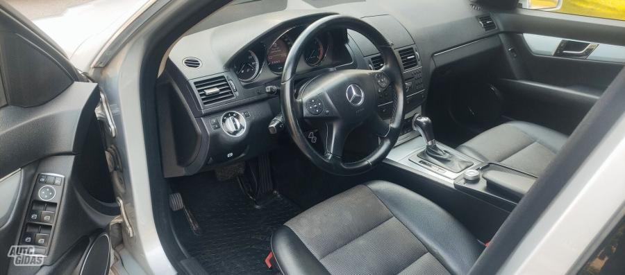 Mercedes-Benz c-220 2010 in Vilnius, with an engine capacity of 2.20 L and mileage of 342 thousand km for 3600 €, photo 8 on AUTOMOTO.COM.LV
