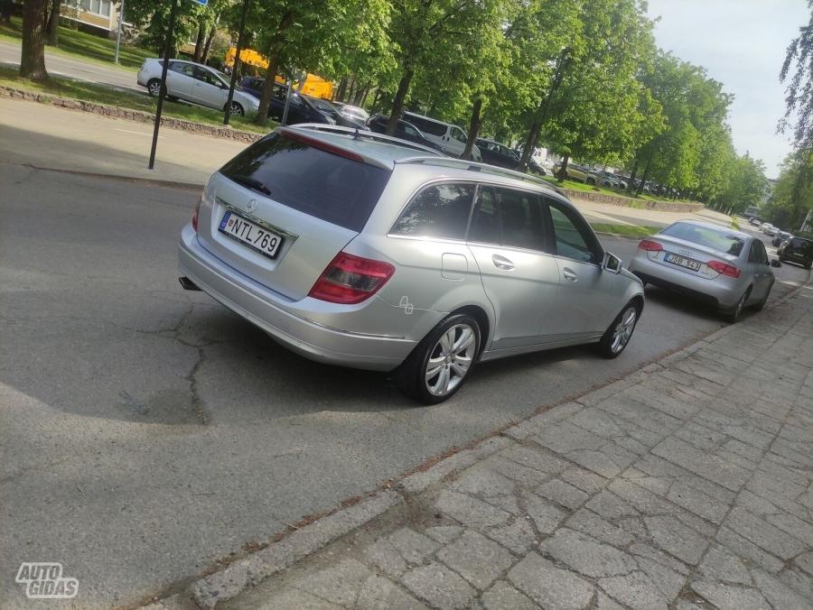 Mercedes-Benz c-220 2010 in Vilnius, with an engine capacity of 2.20 L and mileage of 342 thousand km for 3600 €, photo 7 on AUTOMOTO.COM.LV