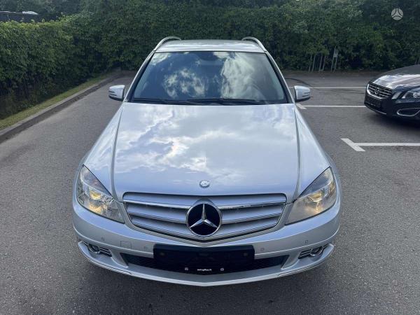 Mercedes-Benz c-220 2010 in Vilnius, with an engine capacity of 2.14 L and mileage of 241 thousand km for 5100 €, photo 2 on AUTOMOTO.COM.LV