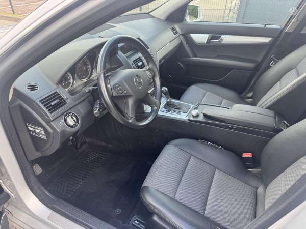 Mercedes-Benz c-220 2010 in Vilnius, with an engine capacity of 2.14 L and mileage of 241 thousand km for 5100 €, photo 10 on AUTOMOTO.COM.LV