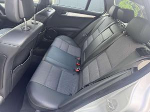 Mercedes-Benz c-220 2010 in Vilnius, with an engine capacity of 2.14 L and mileage of 241 thousand km for 5100 €, photo 12 on AUTOMOTO.COM.LV