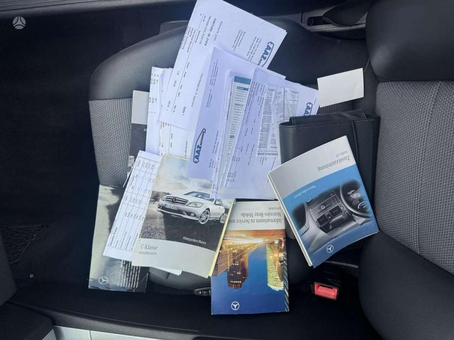 Mercedes-Benz c-220 2010 in Vilnius, with an engine capacity of 2.14 L and mileage of 241 thousand km for 5100 €, photo 22 on AUTOMOTO.COM.LV