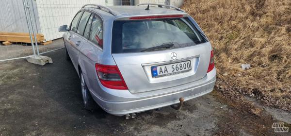 Mercedes-Benz c-220 2010 Panevēža vietnē Mercedes-Benz c-220 2010 Panevēža, ar dzinēja tilpumu 2.00 L un nobraukumu 220 tūkst. km par 1400 €, foto 6 vietnē AUTOMOTO.COM.LV