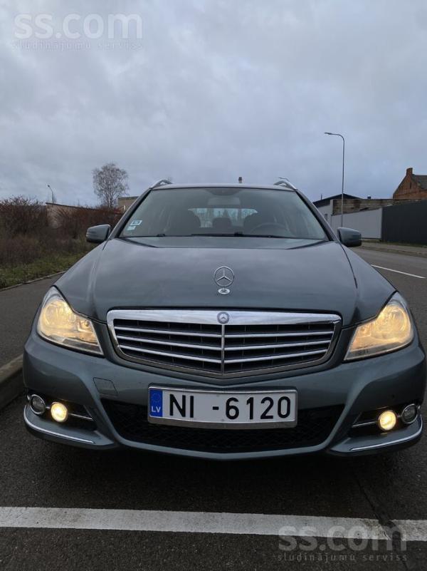 Mercedes-Benz c-220 2011 in Riga, with an engine capacity of 2.20 L and mileage of 288 thousand km for 7450 €, photo 2 on AUTOMOTO.COM.LV